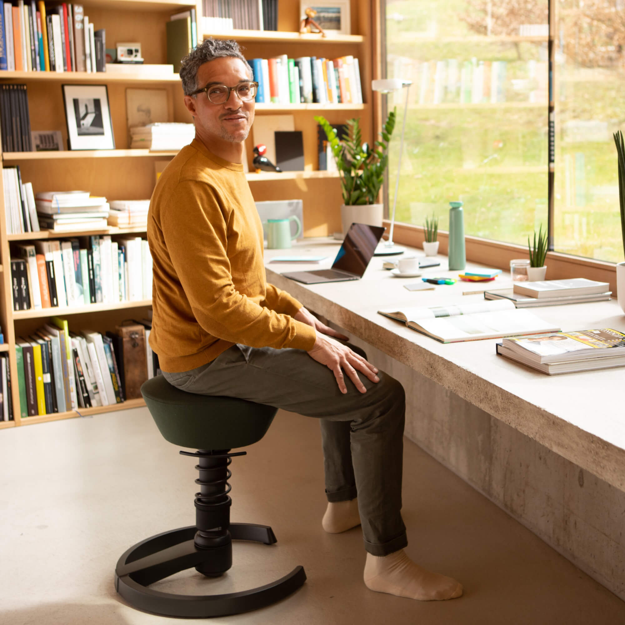 Find the best ergonomic office chairs at Aeris. Explore now. – Aeris ...